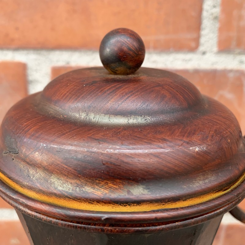 Teterón marrón alto - Importadora Sensación